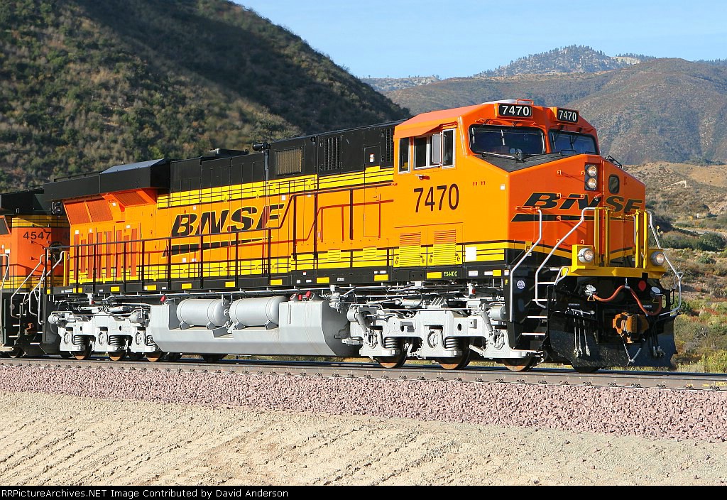 BNSF 7470